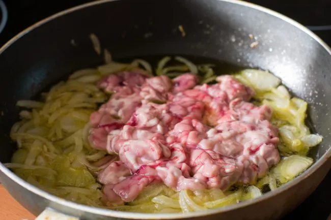 Delicious Scrambled Eggs and Brains Recipe | FitttZee